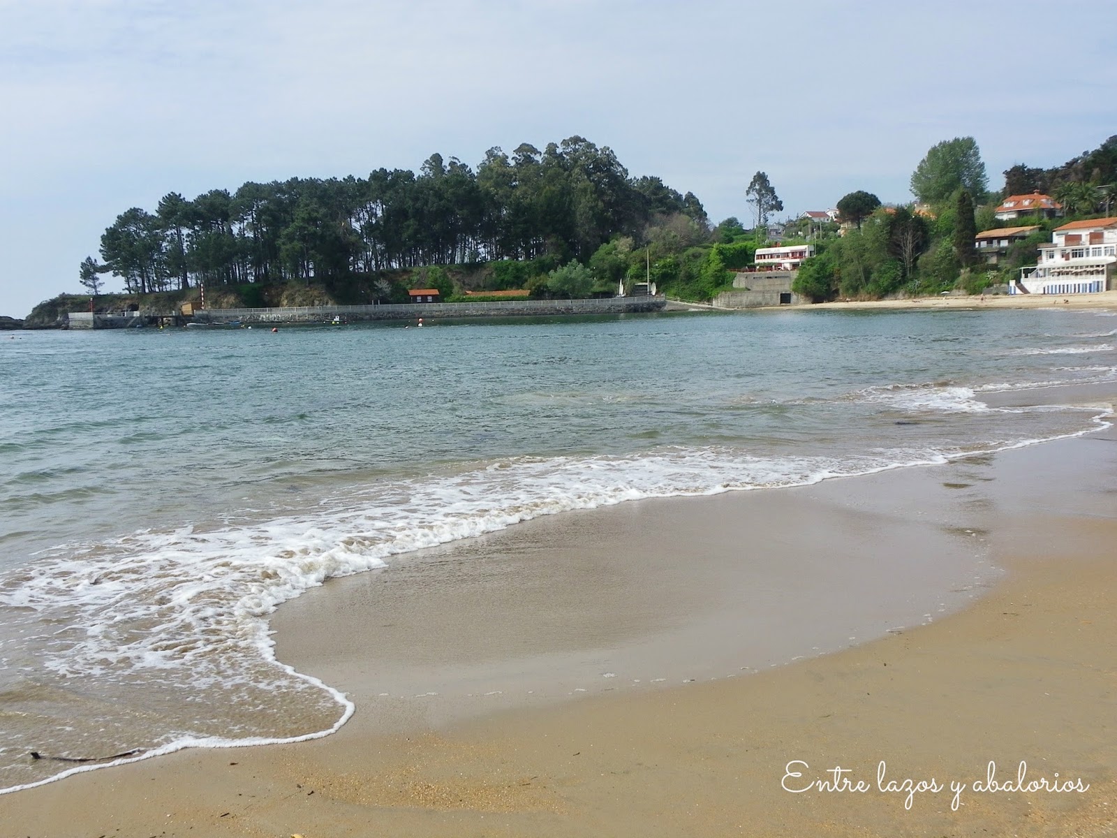 Entre lazos y abalorios : Blogger Traveller Abril: AGUA - Playa de ...