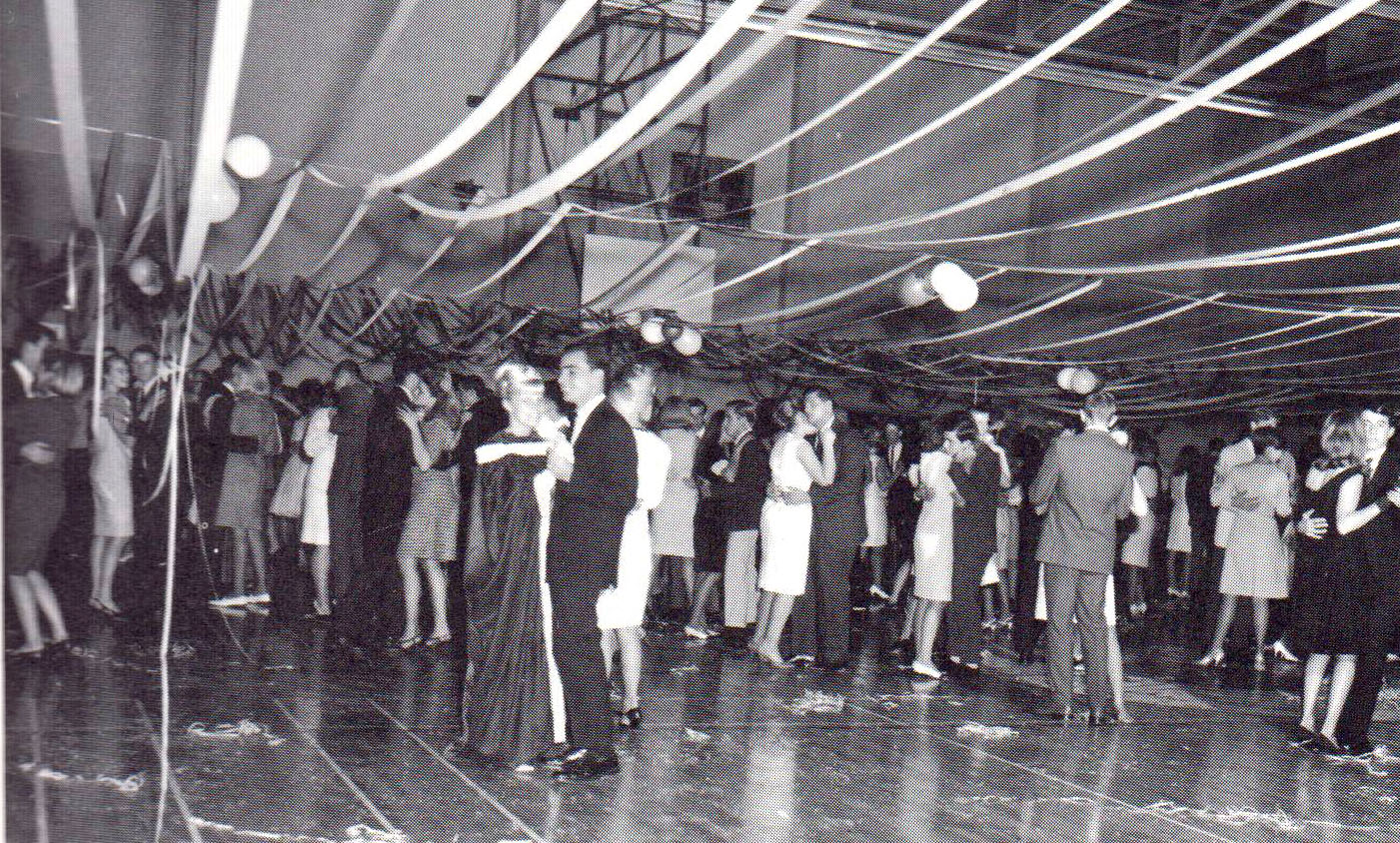 Loara High School: Homecoming Dances