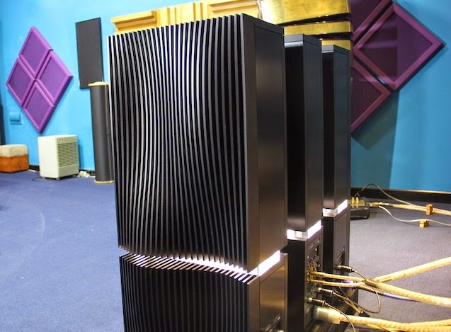 Naim Statement amplifier galore – M & S | Ultimate High-Fidelity