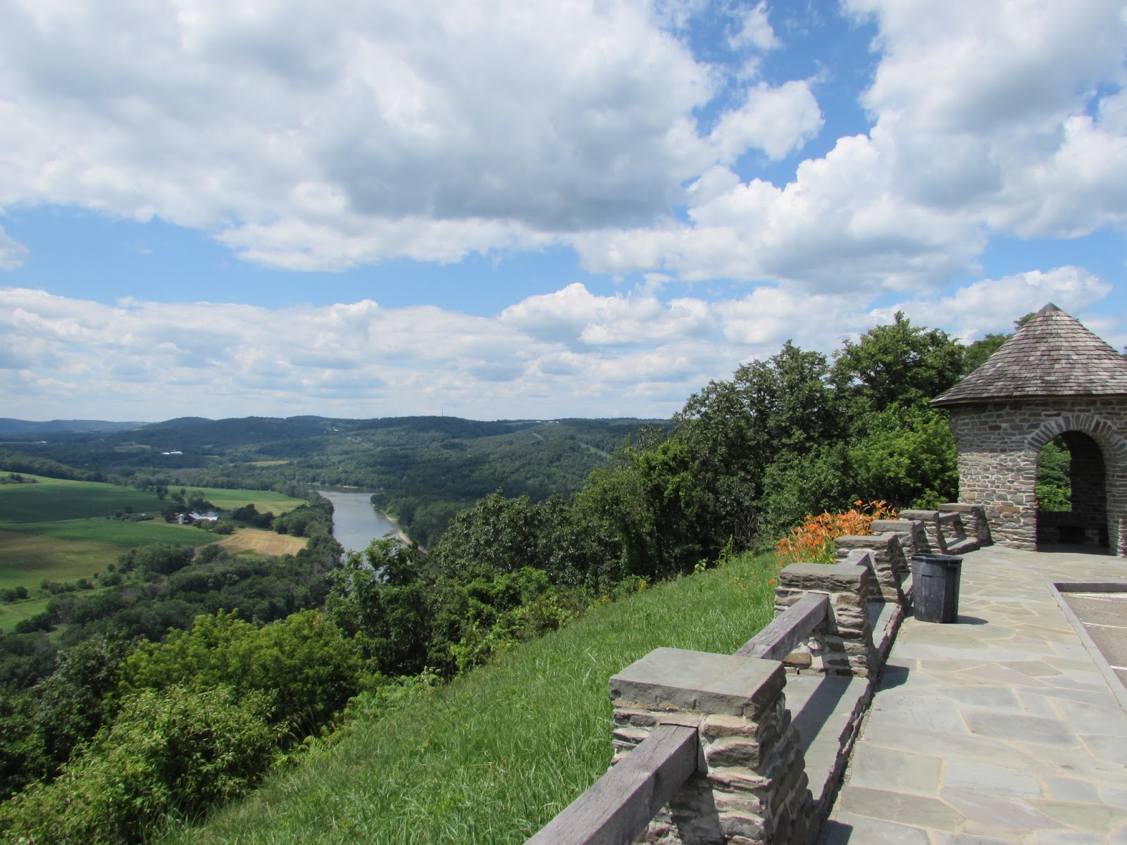Susquehanna River Vistas: Marie Antoinette & Wyalusing Rocks Overlooks ...