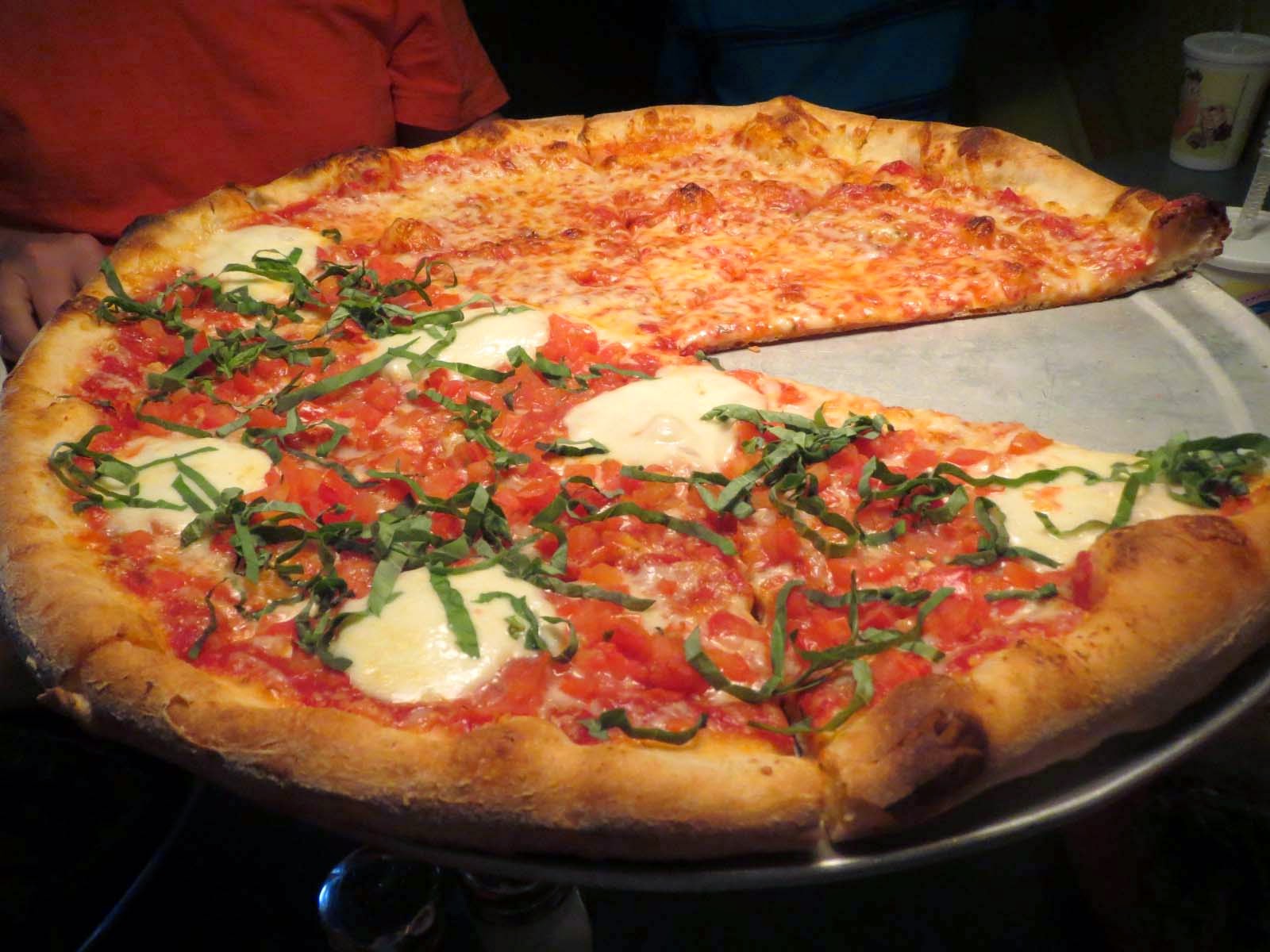 Busy Veggie Mama: Richard Simmons and Pizza