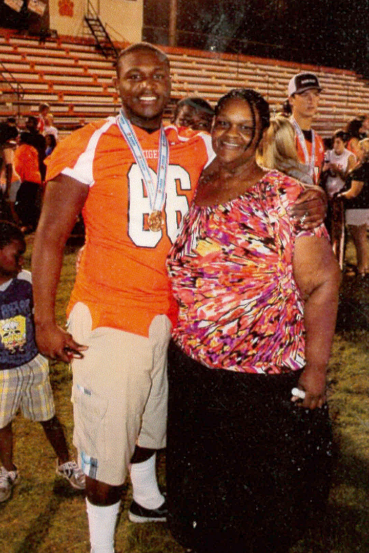 Dignified Moon Pies: Mrs. Wanda Kay Mathis