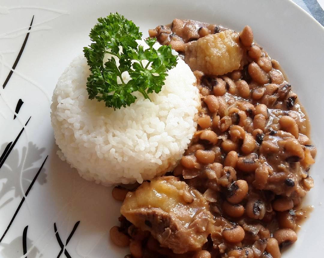 Porc aux pois bambara Henakisoa sy voanjobory | La cuisine Malgache