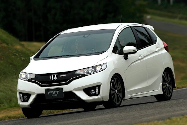 Hiper Carro: SEGREDO - Nova geração do Honda Fit surge em imagens ...