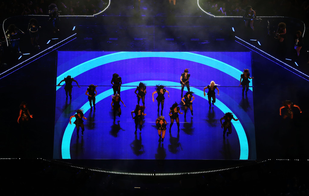 Beyonce Performs at Pepsi Super Bowl XLVII Halftime Show in New Orleans ...