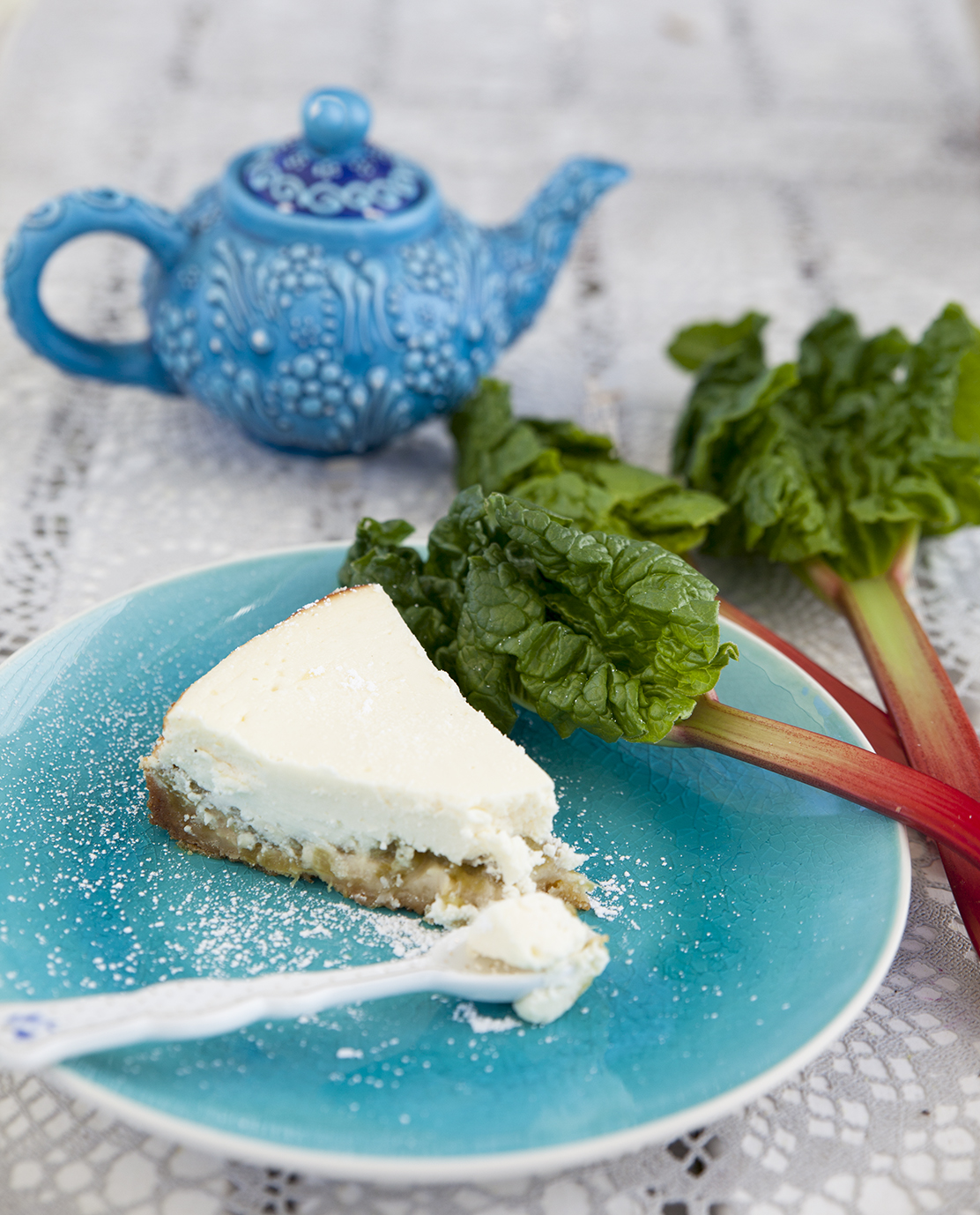 13²: Kohupiima-rabarberikook