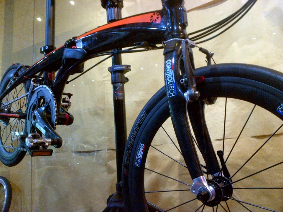 Folding Style ©: Dahon Vector X10 "Extreme"