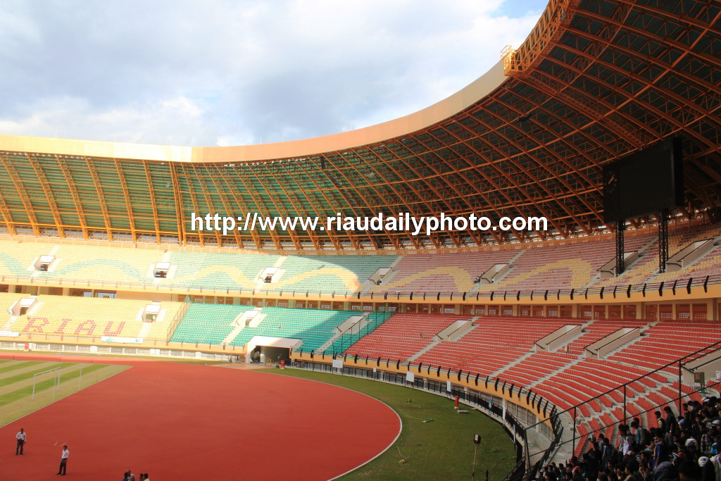 STADION UTAMA RIAU | RIAU DAILY PHOTO