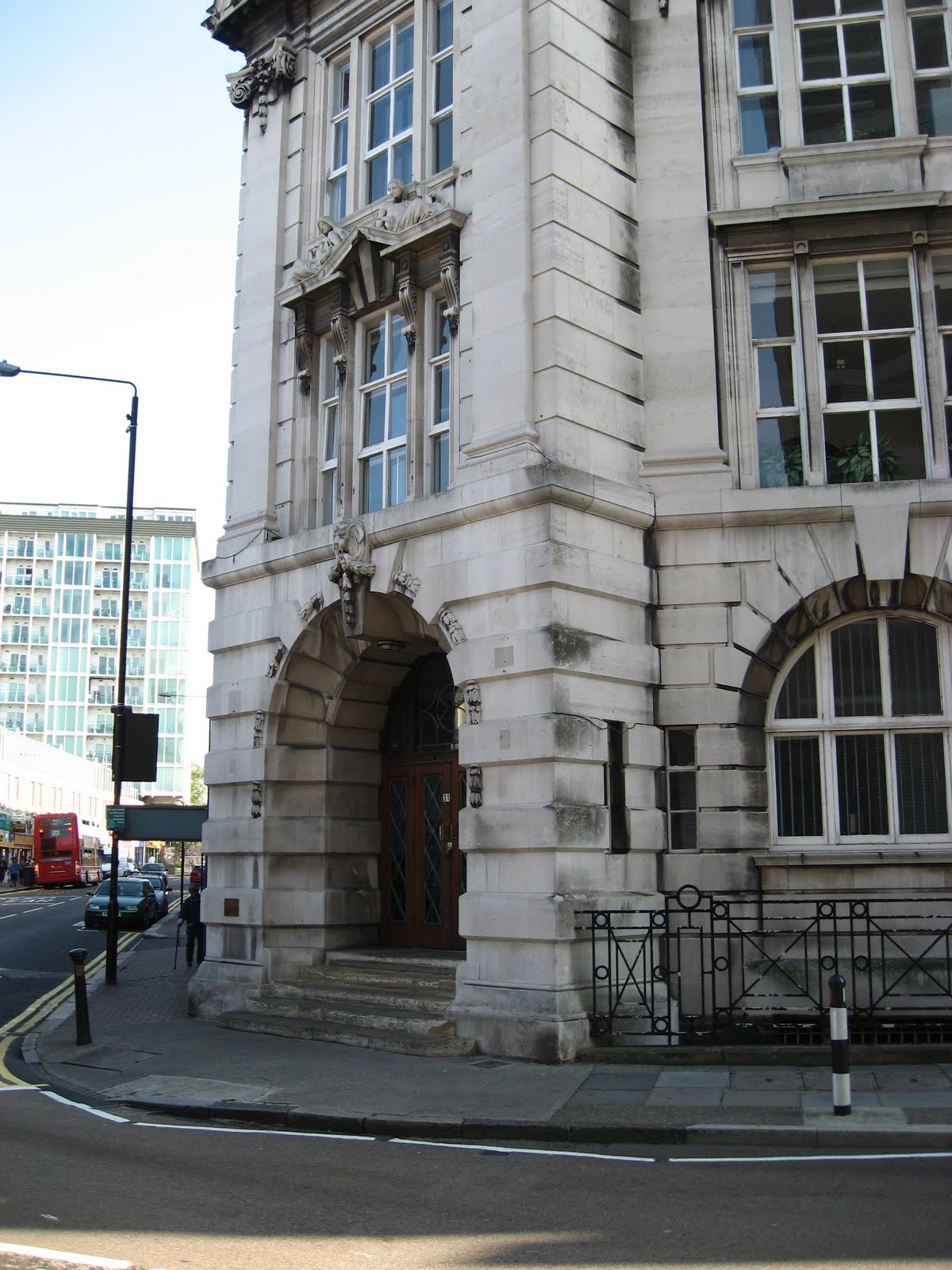 London Times: Thames Polytechnic: Finding My Feet