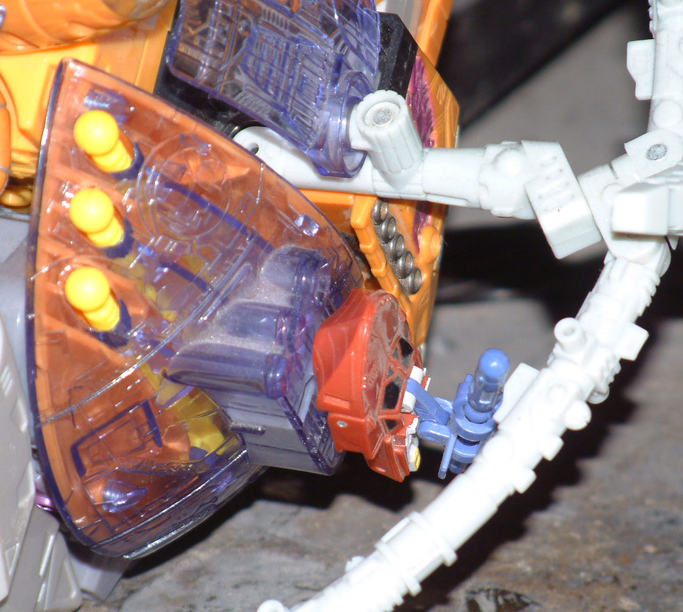 THE TRANSFORMERS: UNIVERSE 2.0 UNICRON 2008