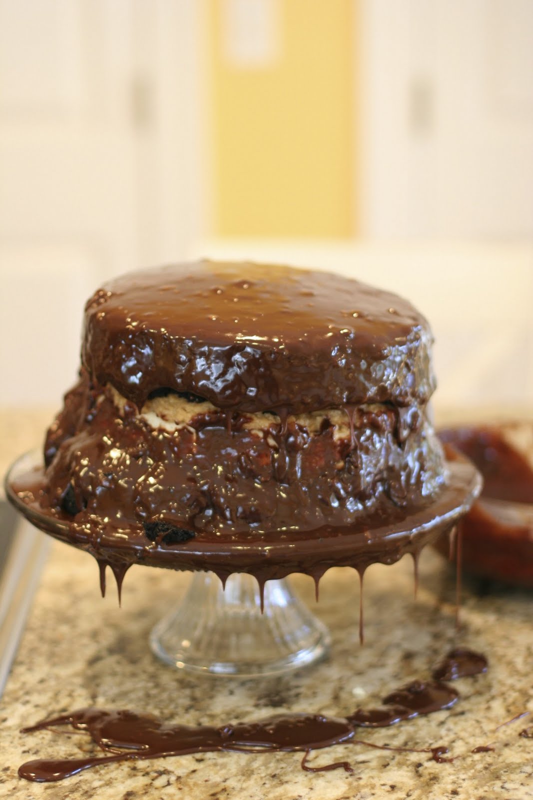 Suppers at Sunset: Cake Wreck- Heaven and Hell Cake.