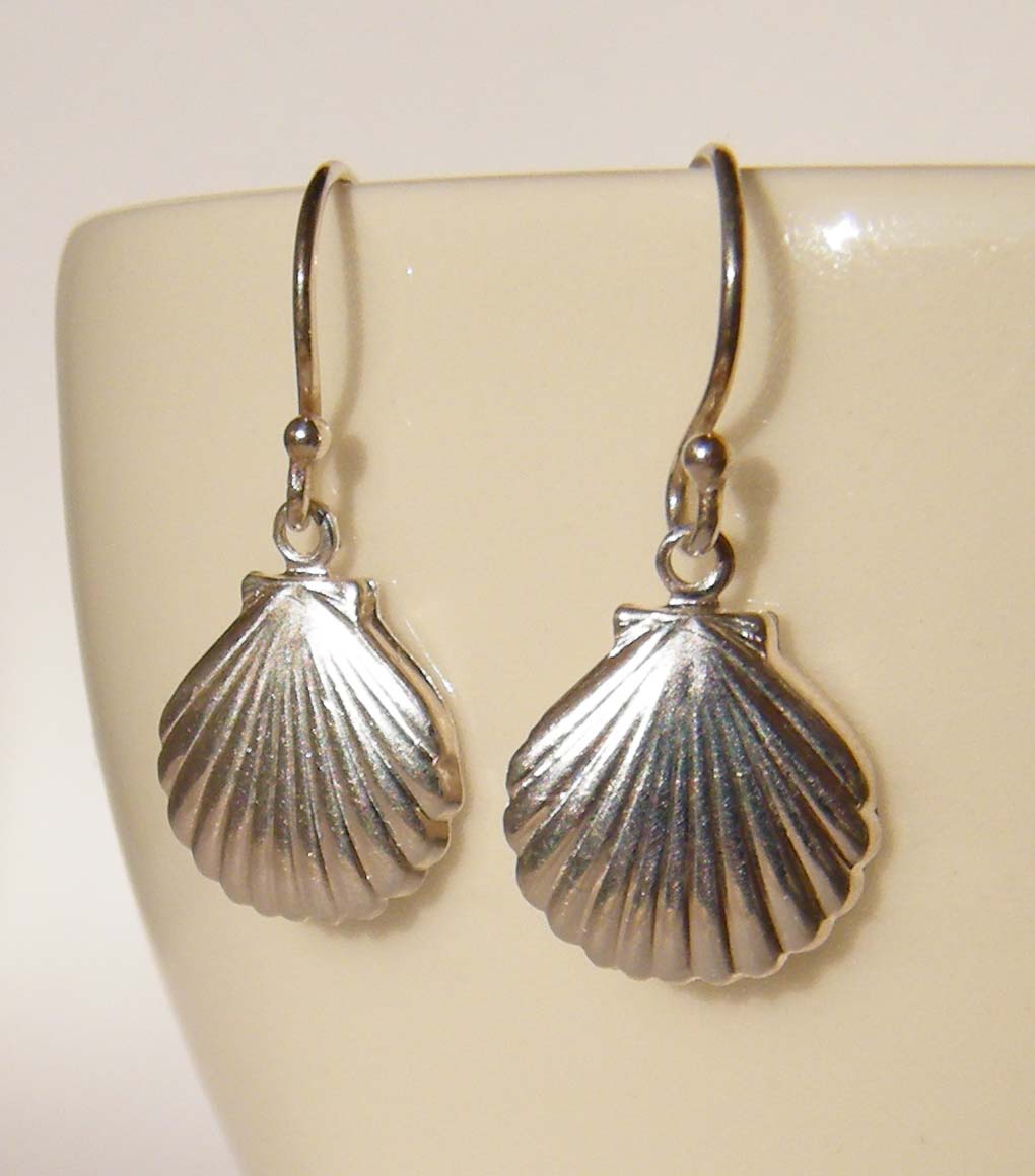 Anne Wilson Jewellery: Silver Shell Earrings