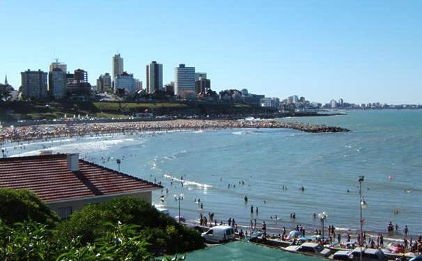 Playas de Argentina: Mar del Plata Argentina, ciudad de playa, hoteles ...