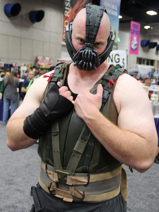 COMIC BOOK FAN AND LOVER: COSPLAYS # 044: BANE