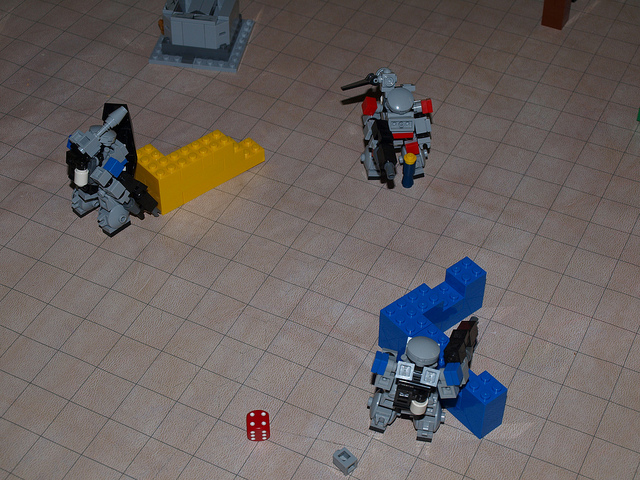 postGeek: Mobile Frame Zero First Play