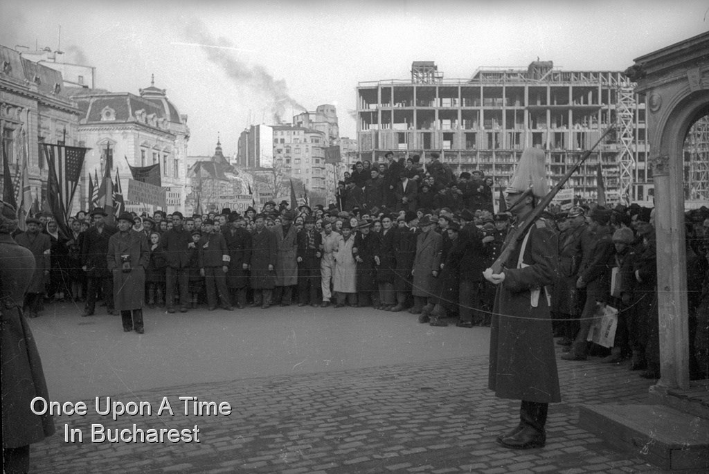 Once Upon A Time in Bucharest: Inceputul Sfirsitului - August, 1944 ...