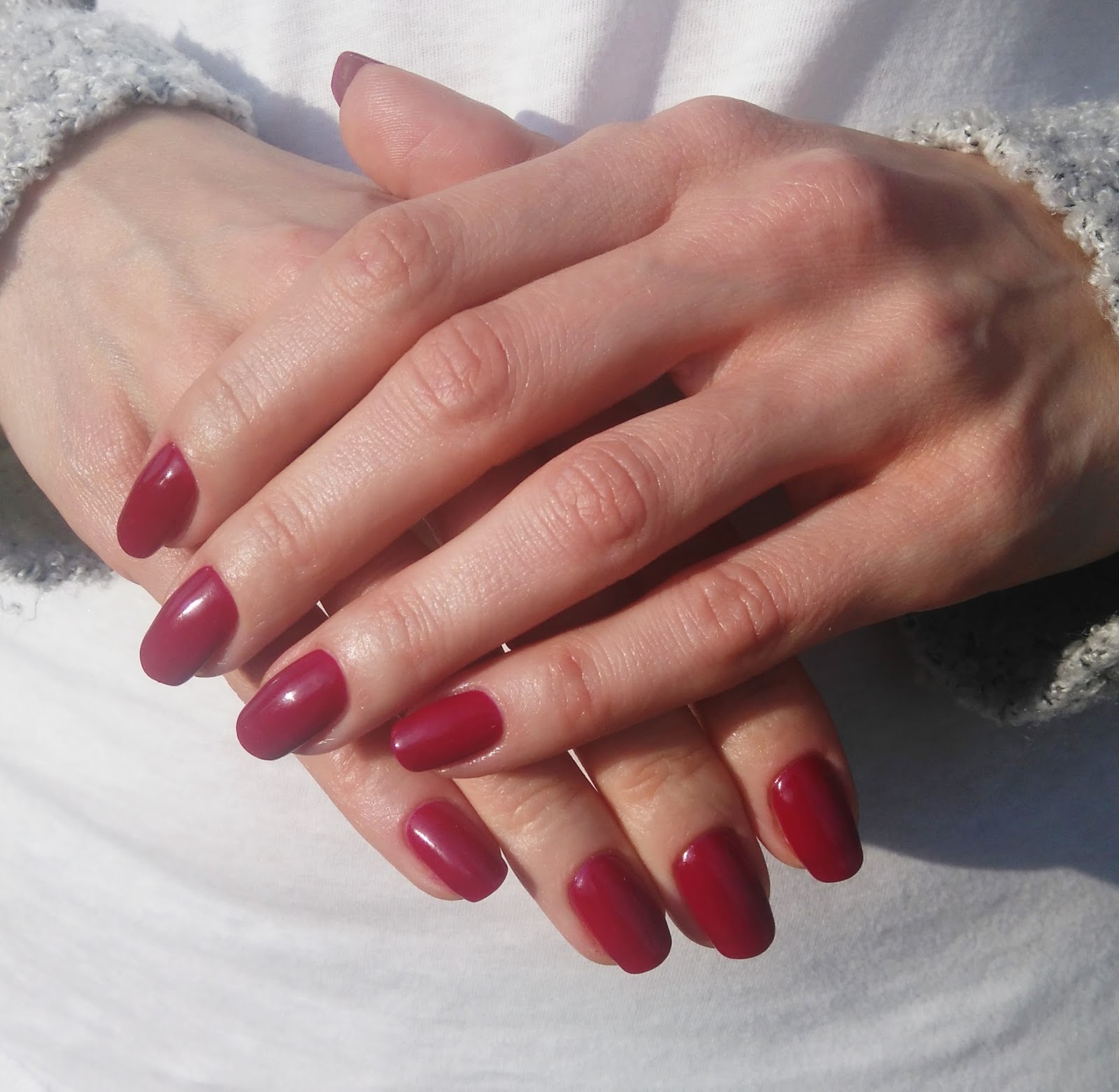 Nails by Ola: No. 33: Wine Red