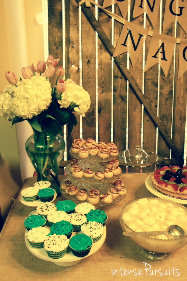 DIY: vintage chic graduation decor