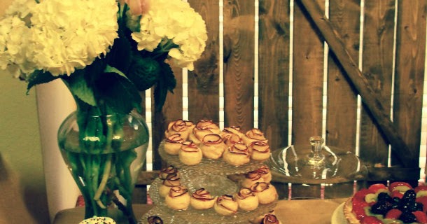 DIY: vintage chic graduation decor