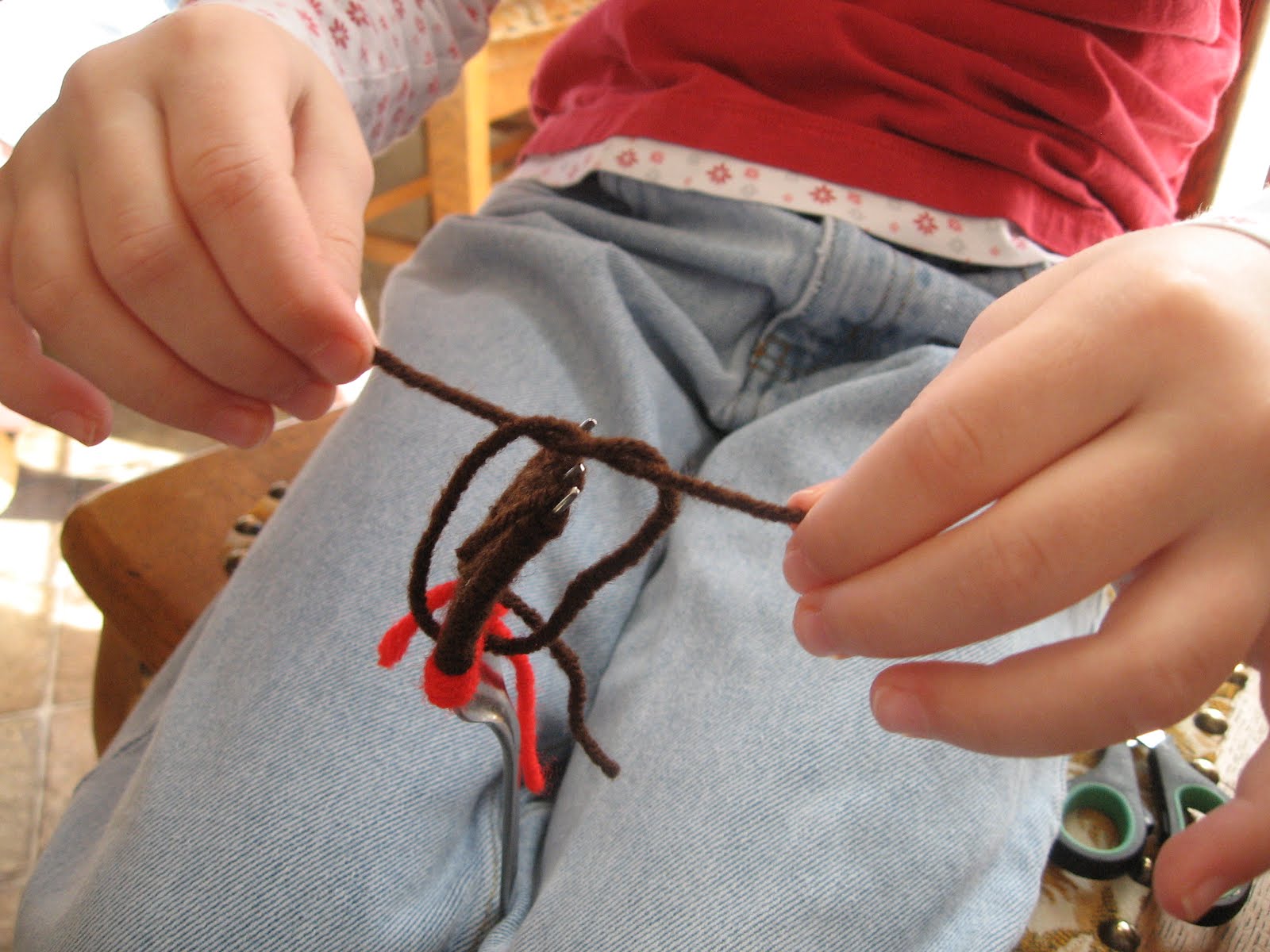 Almost Unschoolers: Fork Weaving - Easter Robins