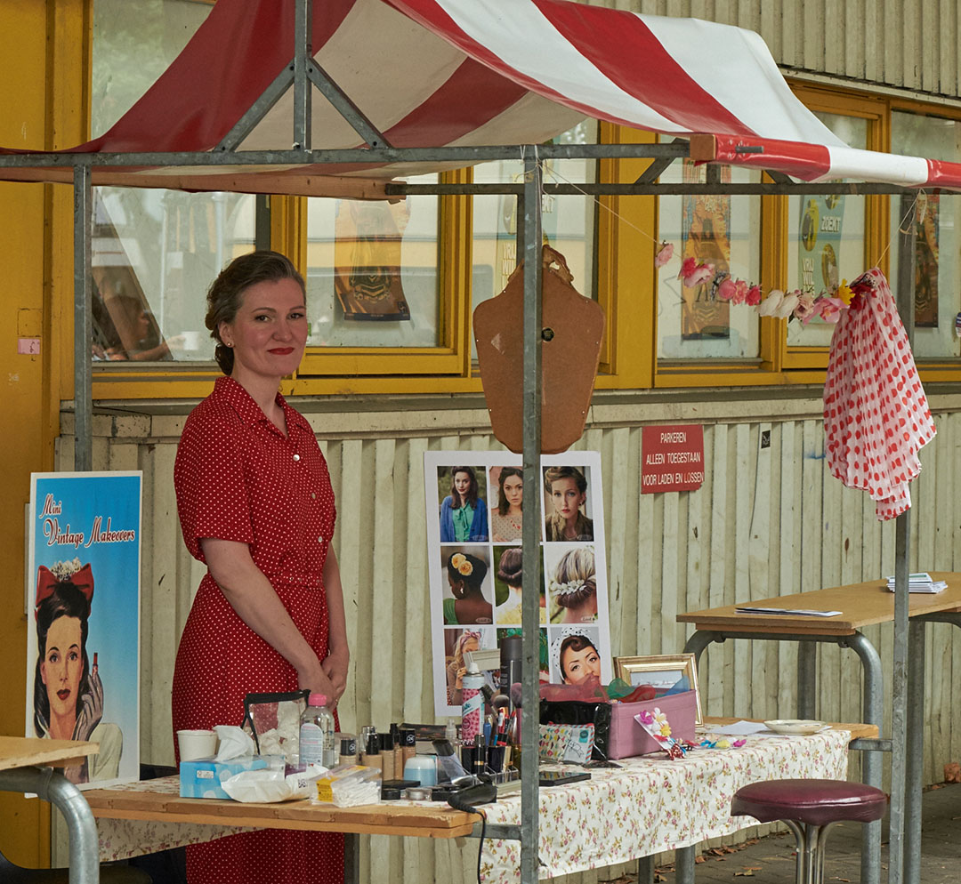 Miss Rosette Brune: Vintage Beauty Stall