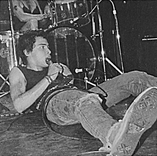 frog2000: ENTREVISTA CON RON REYES (BLACK FLAG)