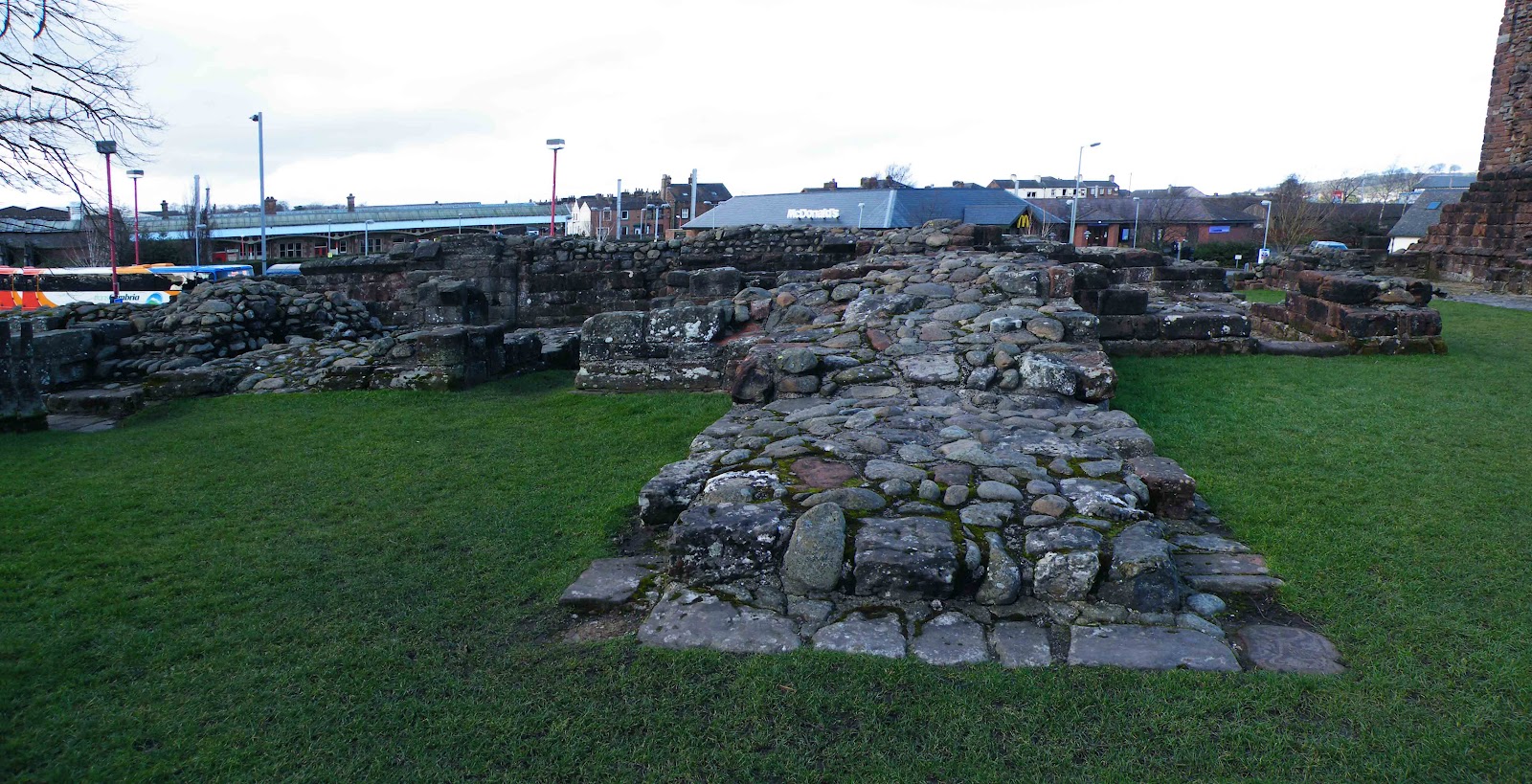 The castles, towers and fortified buildings of Cumbria: Penrith Castle ...