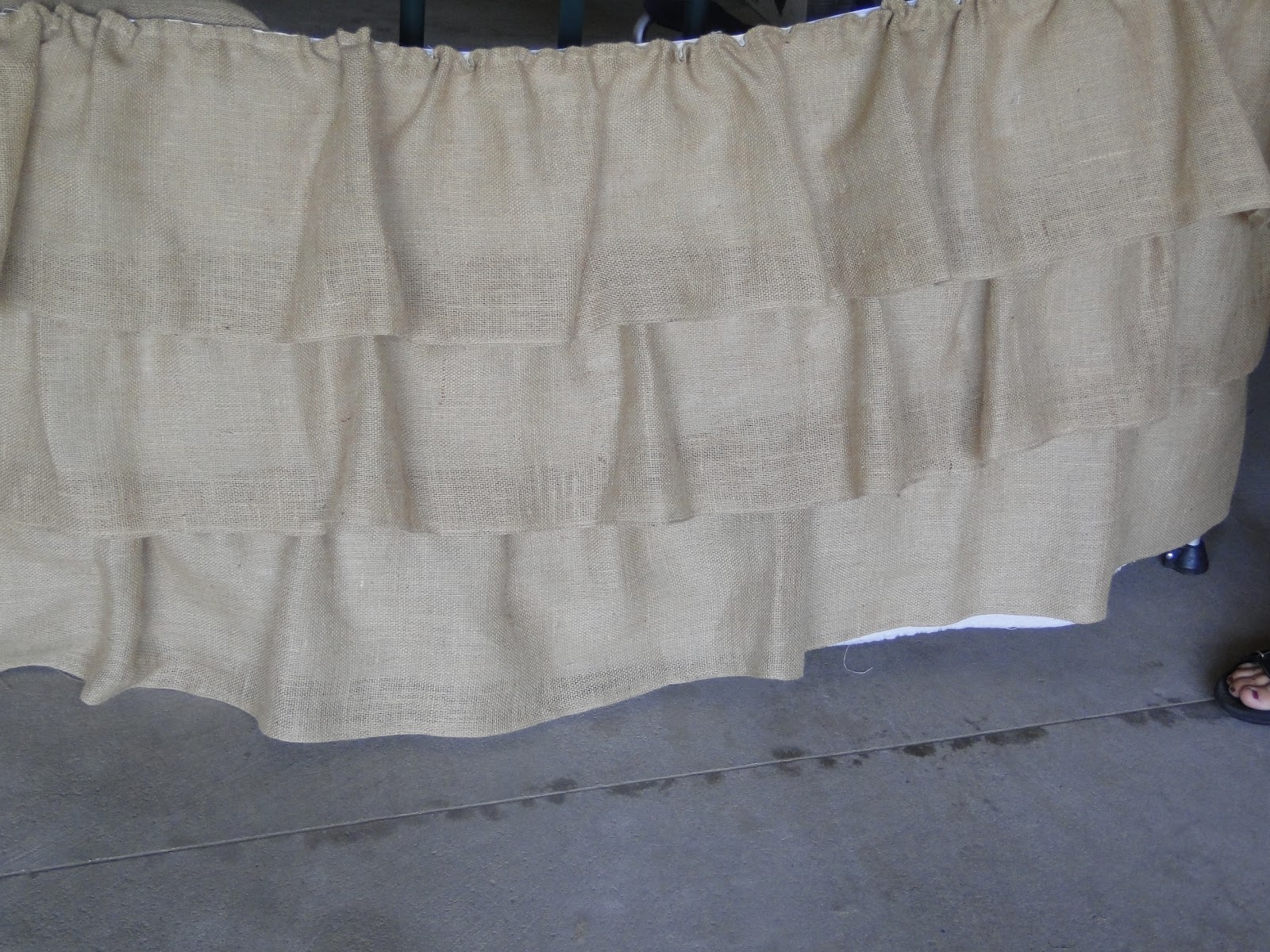 Lake Superior Weddings: DIY Ruffled Burlap Head tablecloth, Camellia's ...