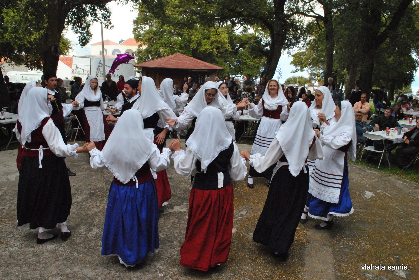 vlahata samis ΚΕΦΑΛΟΝΙΑ: Το πανηγύρι στα Θέματα.