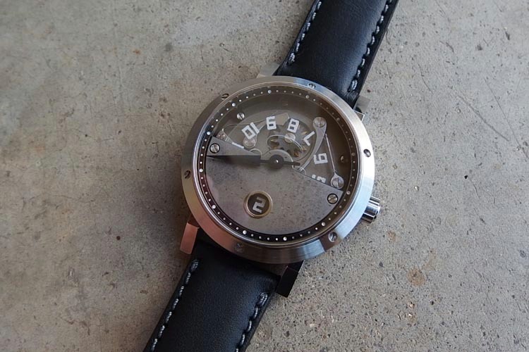 INTERIMLAMB WATCH: Profile of new jumping hour watch