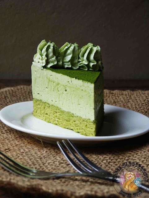 syapex kitchen: Green Tea Mousse Cake