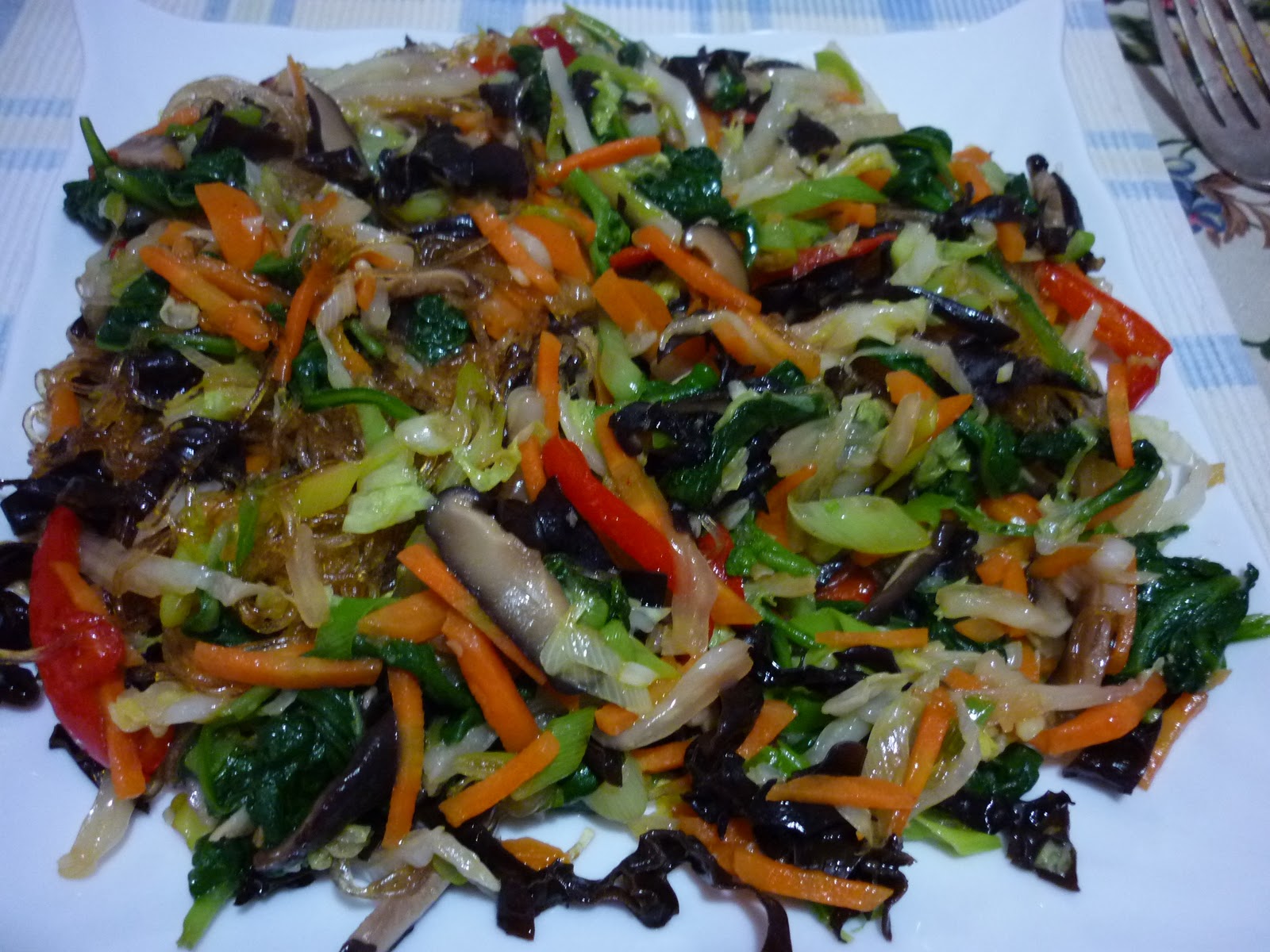 Lia's Food Journey: Stir Fried Vegetables with Glass Noodles