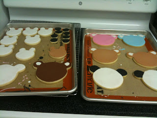 Broadway, Baking and Blog-Making: Teddy Bear Shortbread Cookies