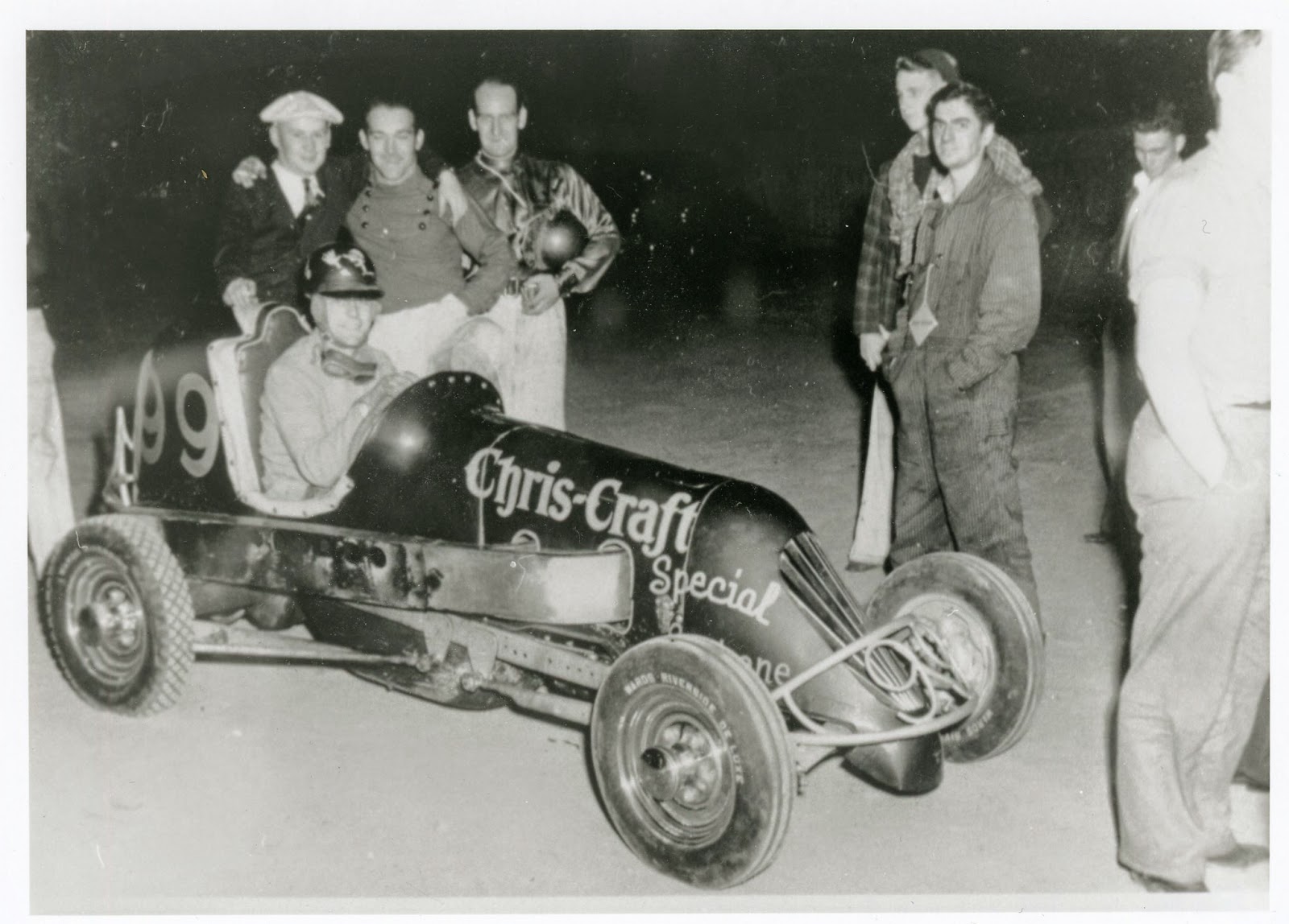racin' thru the raindrops: two more old midget racers from the northwest