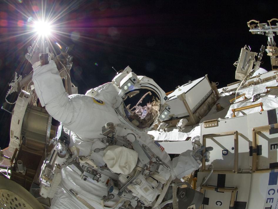 Suburban spaceman: NASA ISS EVA: Astronaut Sunita Williams on Longest ...