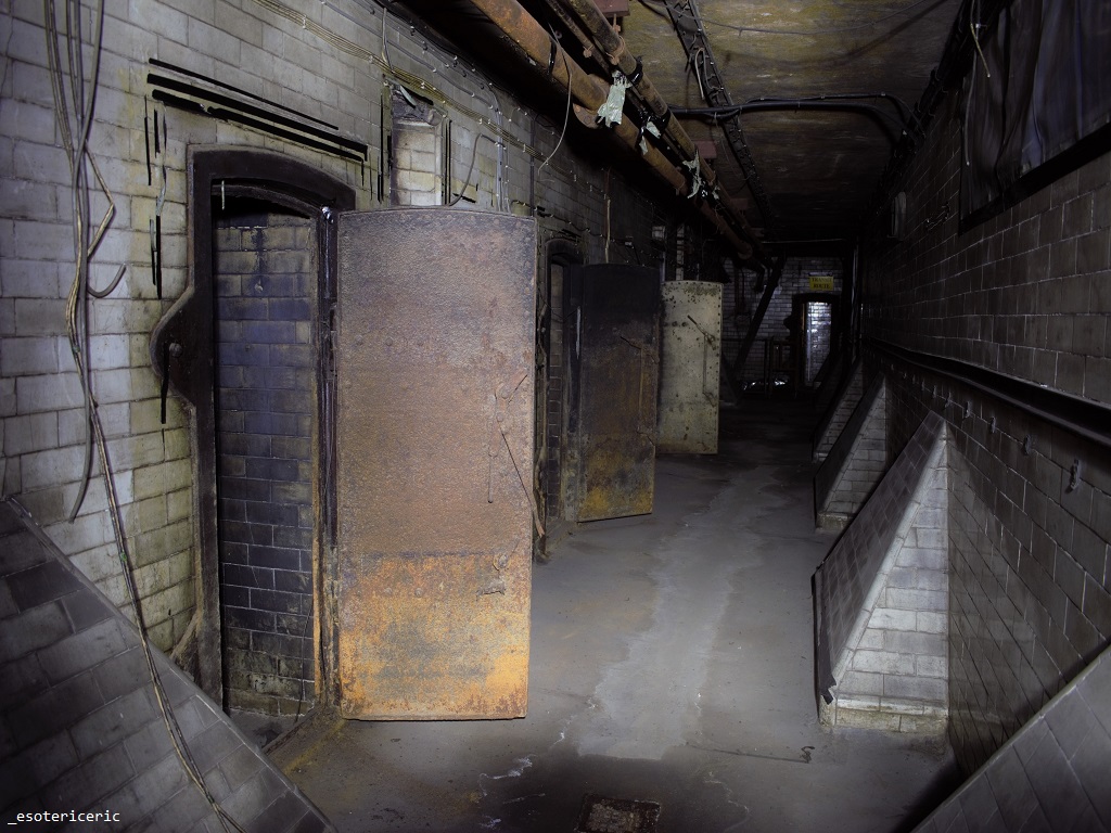 Esoteric Eric: In Accordance with Ordinance : Vickers Building ...