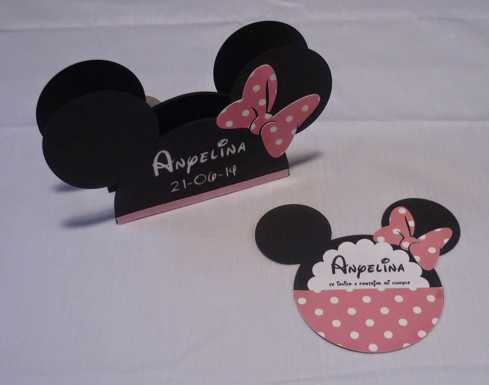 MinimandySign: Servilletero. Diseño: Minnie Mouse para Anyelina.