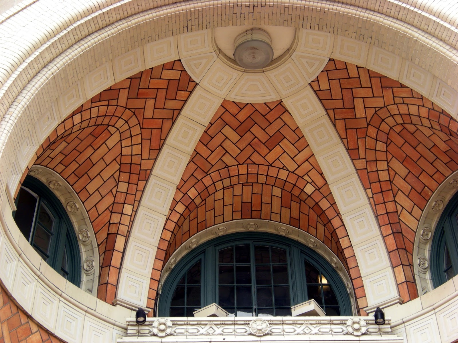 The Mathematical Tourist: Brick Curves