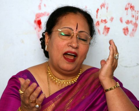 LIFE AND MUSIC: BEGUM PARVEEN SULTANA SINGS FOR HINDI FILMS