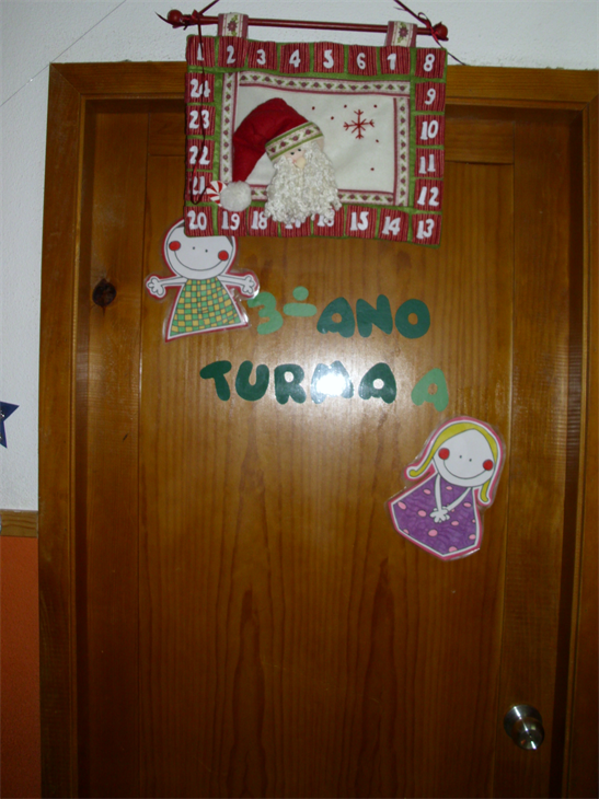 QUOD ERAT - Externato Flor do Campo: NOS CORREDORES...