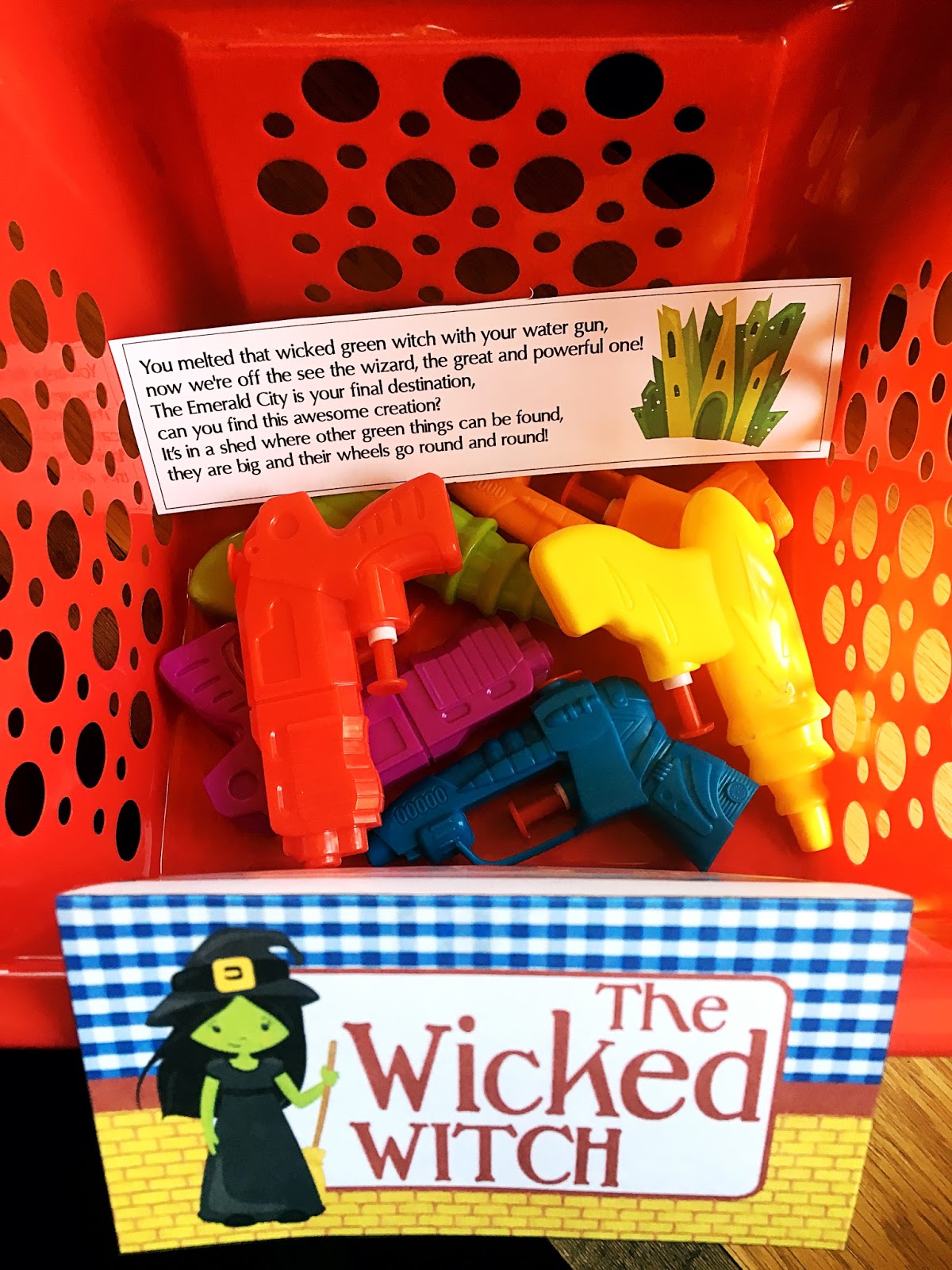 Wizard of Oz Scavenger Hunt! - the farmer and the southern belle