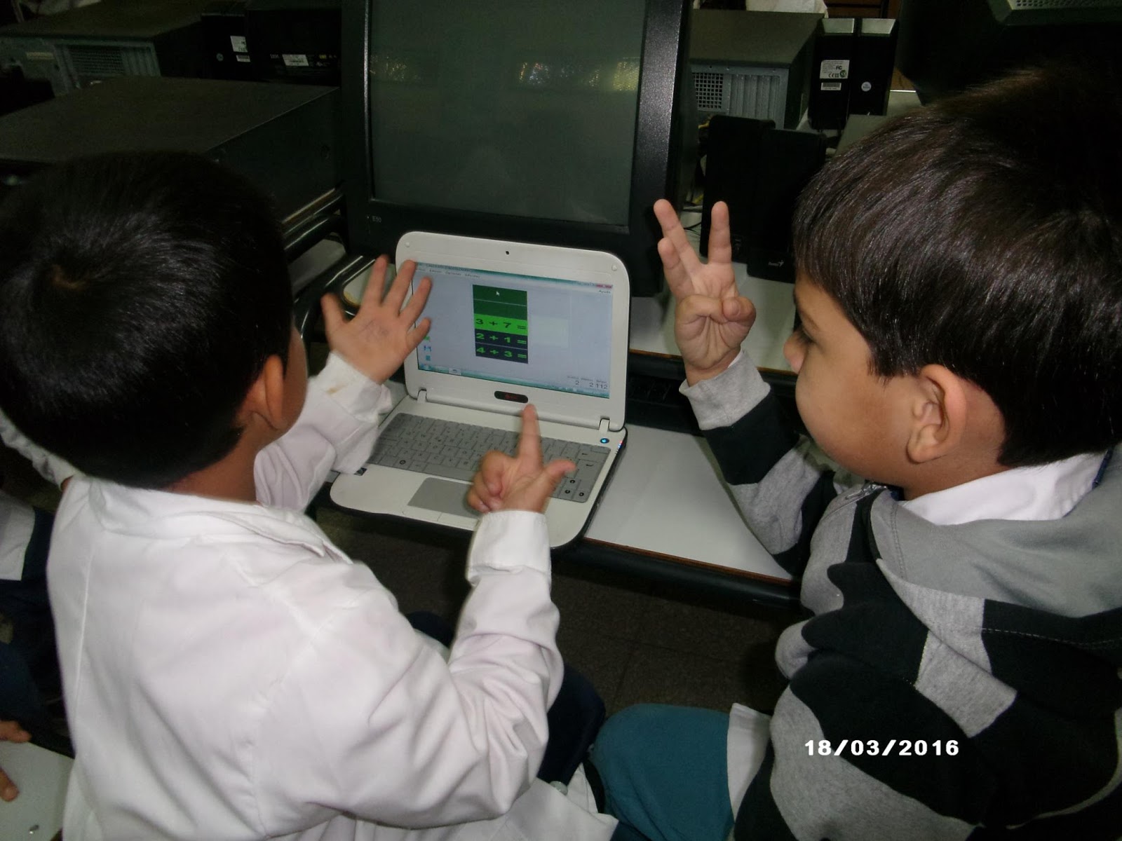 Pasión docente : LA COMPUTADORA COMO RECURSO DIDÁCTICO