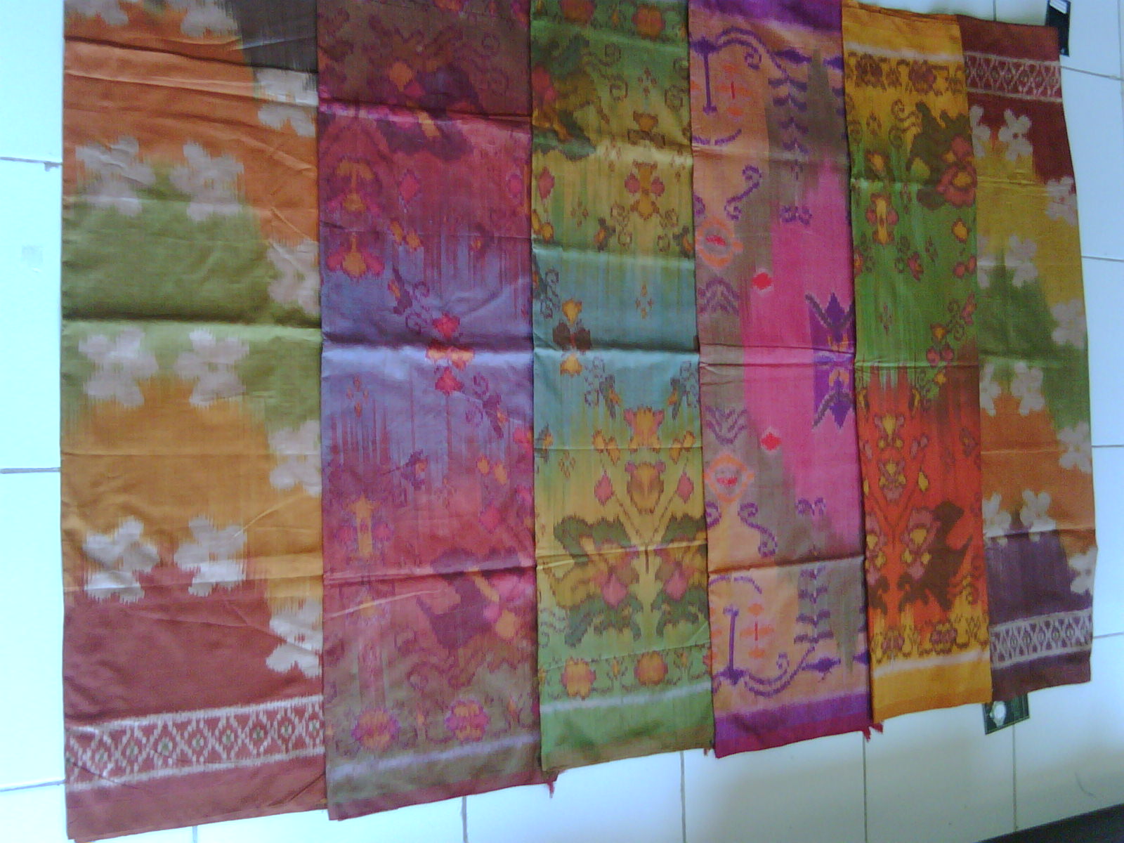 Manik's Kebaya & Bordir: Endek / Tenun Ikat Bali