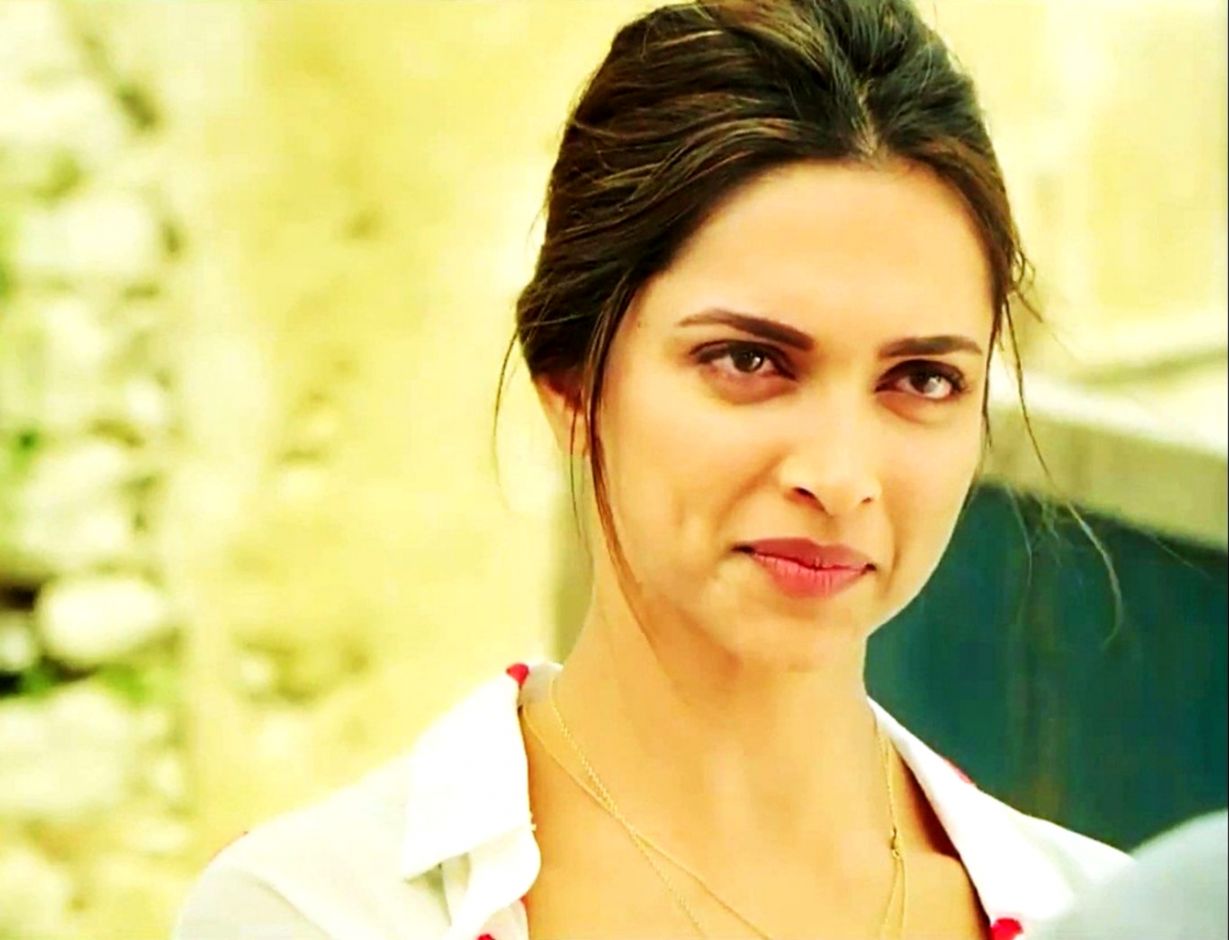 Deepika Padukone Cute Eyes Wallpaper Hd | Joss Wallpapers
