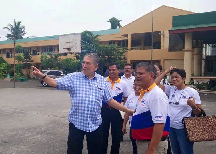 Albay 3rd District: DepEd Sec. Luistro visits Ligao LGU-funded school ...