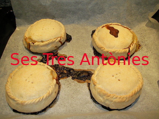 Les receptes de cuina de "Ses Tres Antònies": PANADES DE MUSSOLA ...