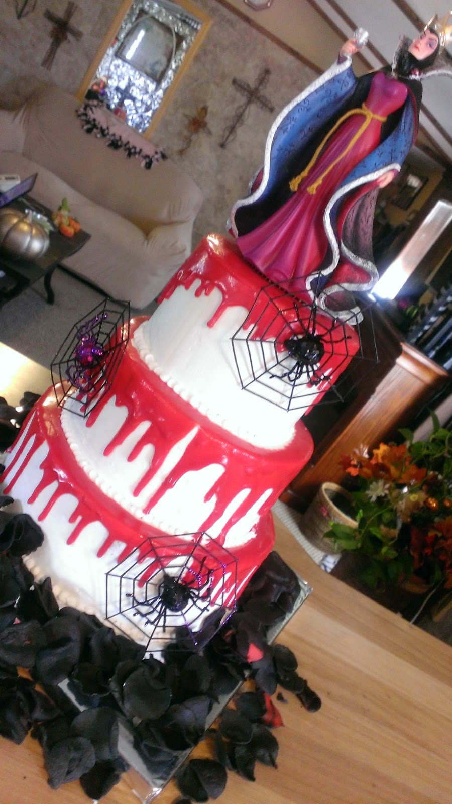 HAPPY CAKES: Evil Queen Halloween cake