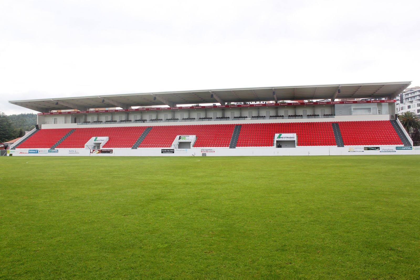 BLOG FORÇA RUBRO NEGRA: FC PENAFIEL EM ESTÁGIO