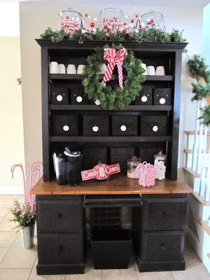 Sew Many Ways...: Wreath Storage…Using a Coat Rack