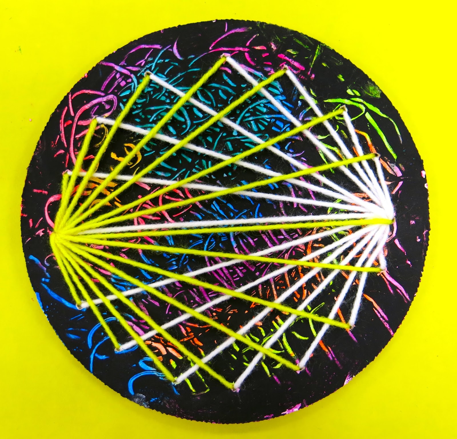Cassie Stephens: In the Art Room: String Art!